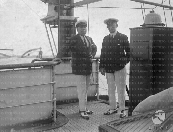 Cofanetto con Fascio in argento di M. Buccellati, donato a S.E. Il Duce ...